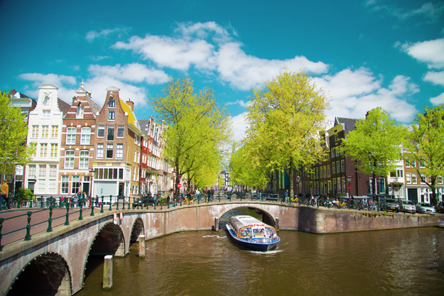5 Long Haul Travel Destinations That Are All Time Favourites | KAYAK