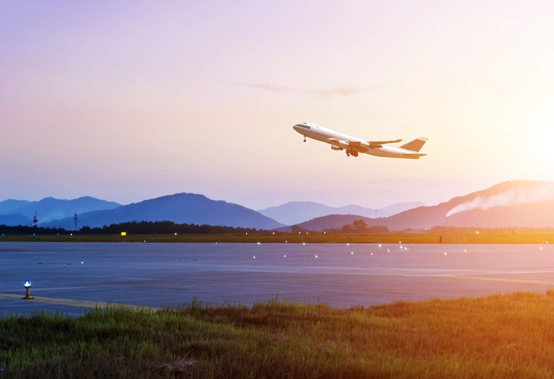 Sustainable air travel: 10 ways to make your journey more ...