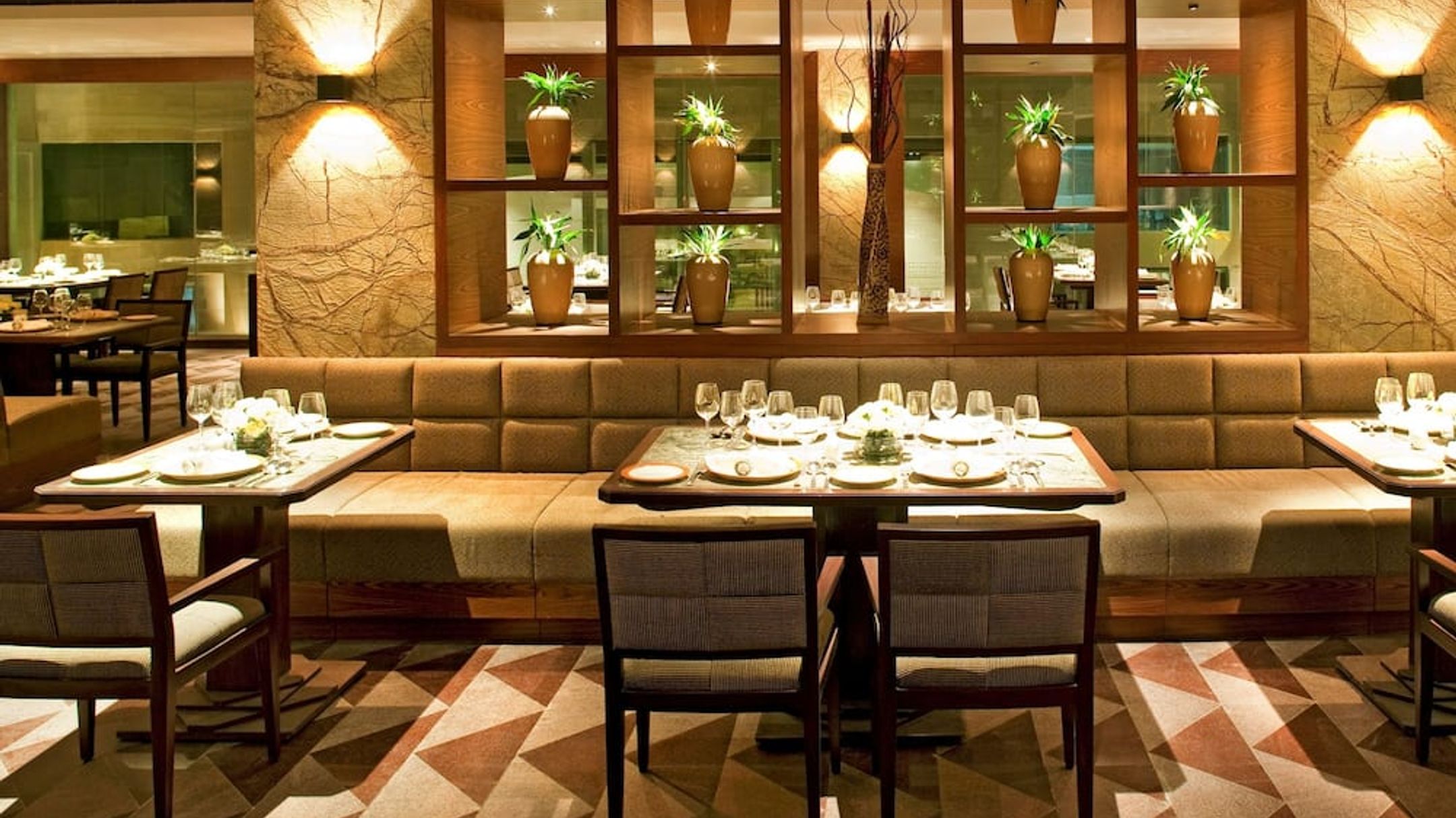 The Lalit Jaipur ₹ 5,354. Jaipur Hotel Deals & Reviews - KAYAK