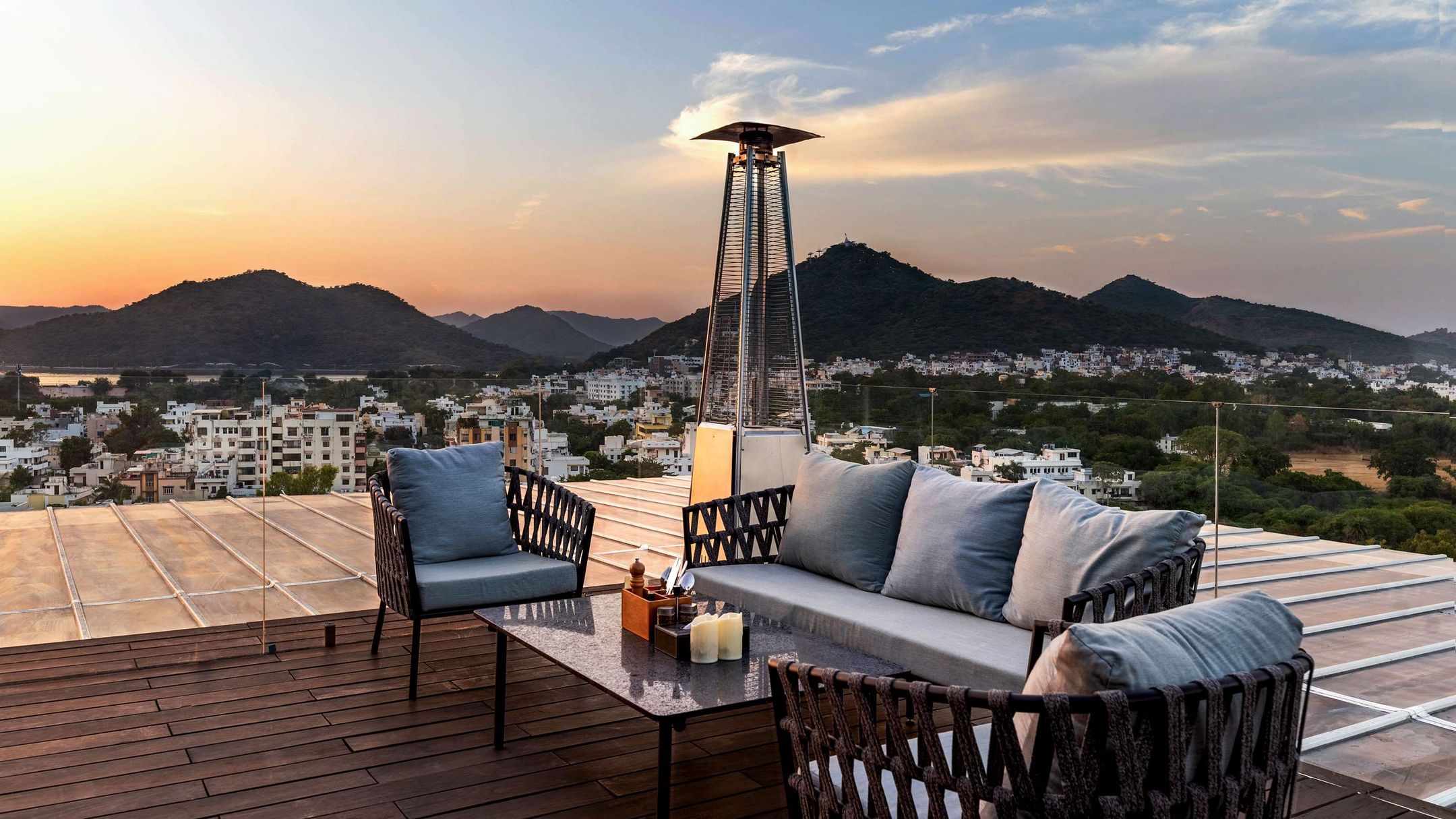 Parallel Hotel - A Stylish Urban Oasis ₹ 4,338. Udaipur Hotel Deals ...