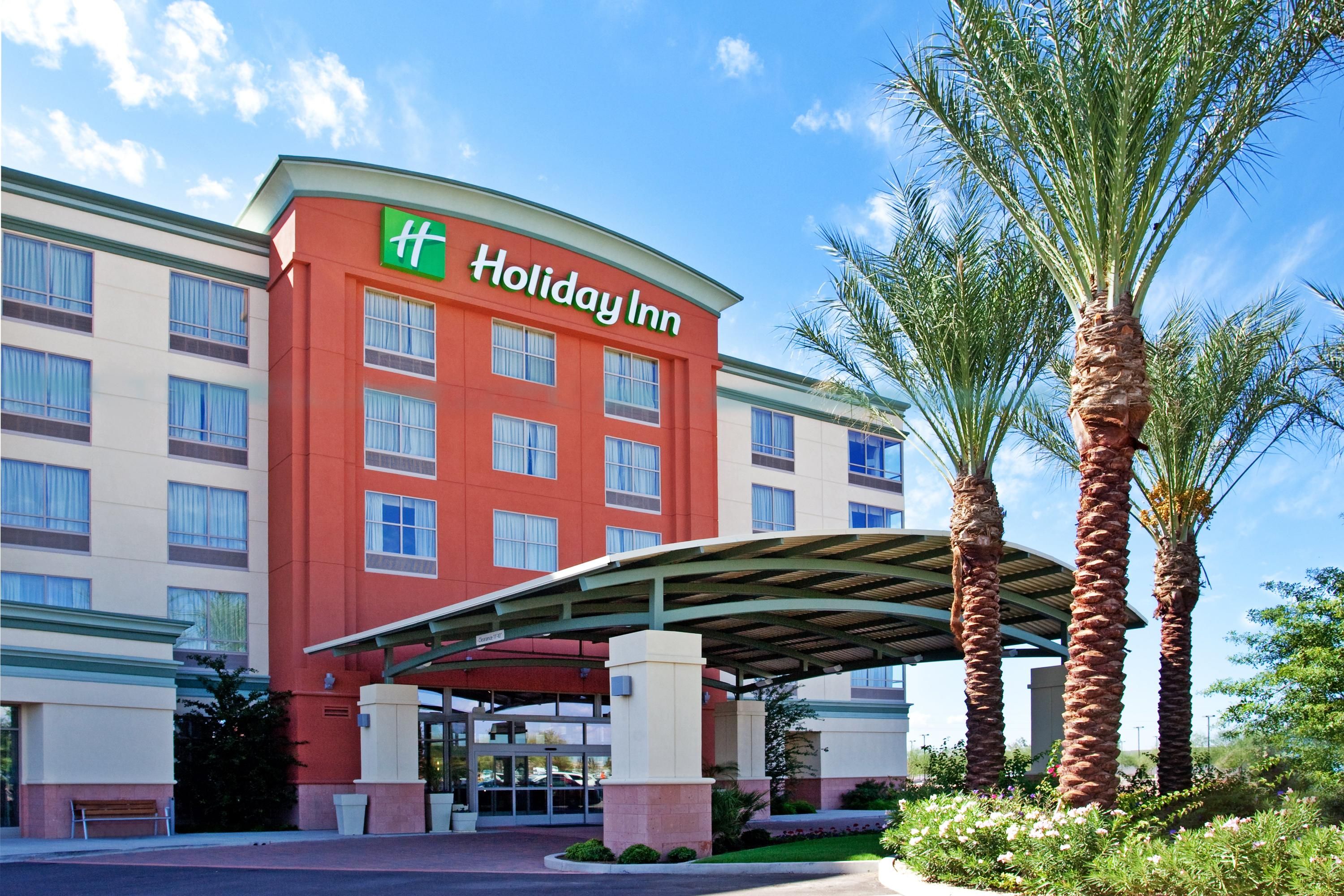 Holiday Inn Hotel & Suites Phoenix Airport, An IHG Hotel from ₹ 7,116 ...