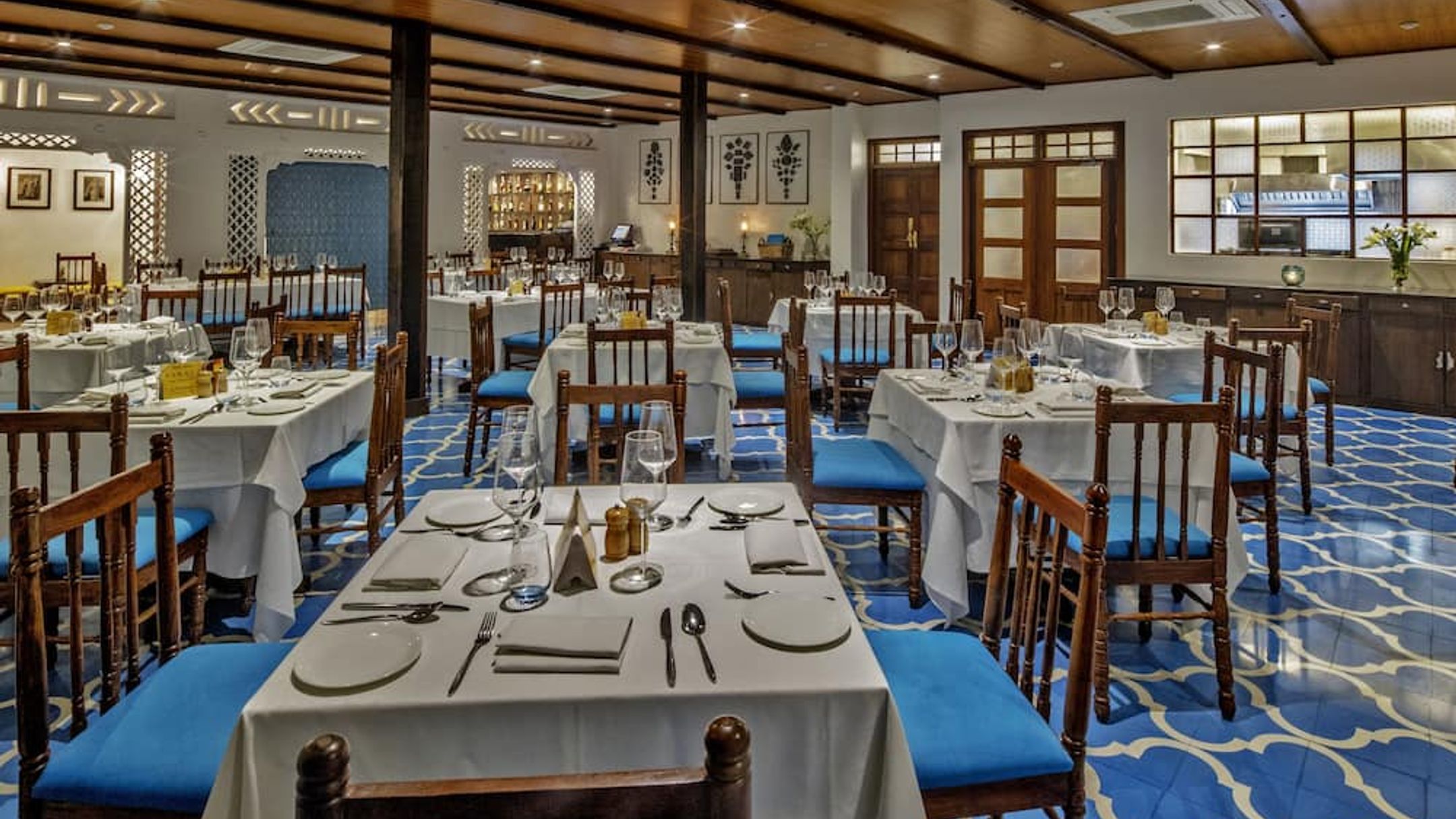 Saraca Hotel Lucknow ₹ 4,405. Lucknow Hotel Deals & Reviews - KAYAK