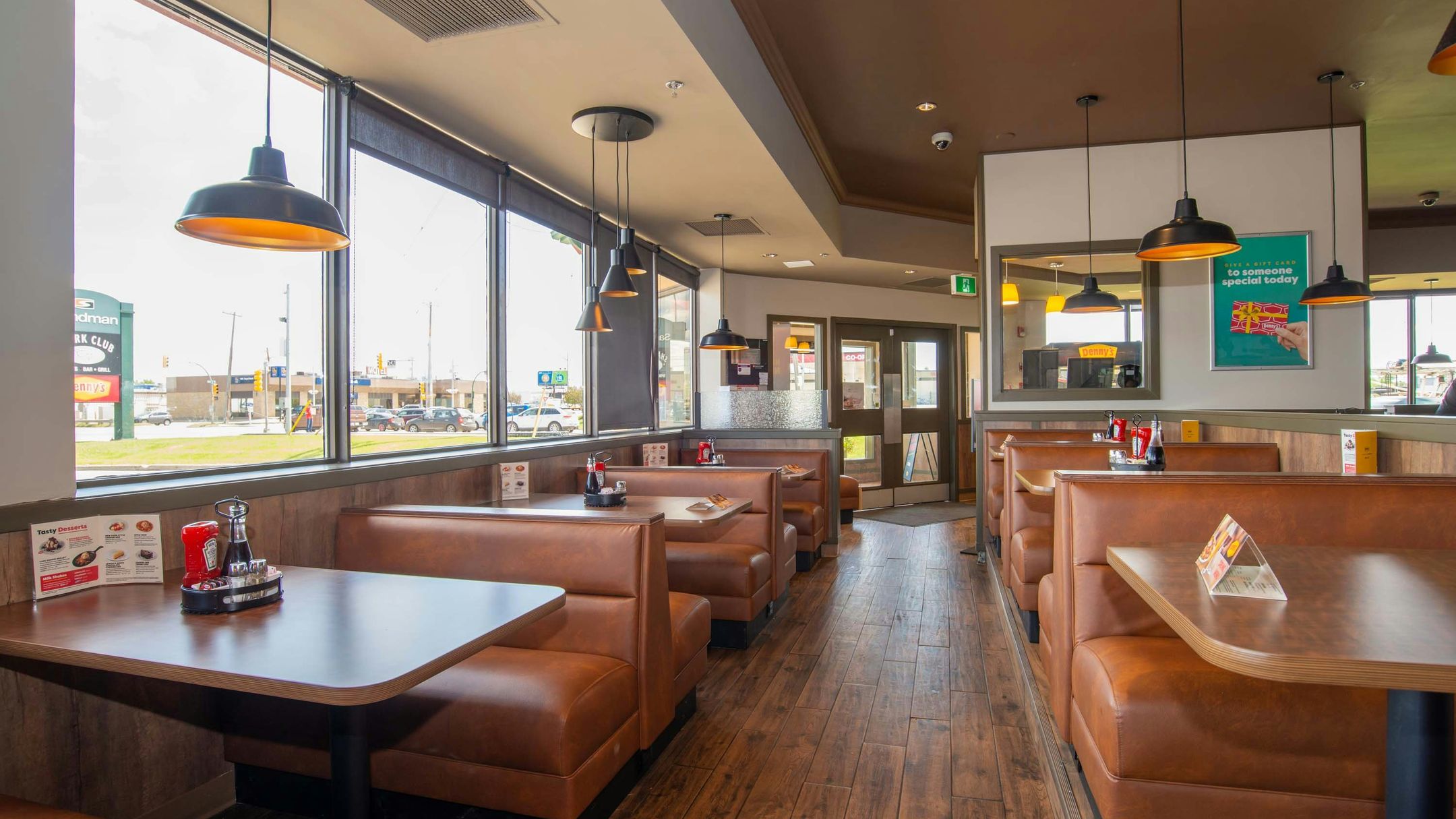 Sandman Hotel Saskatoon ₹ 7,097. Saskatoon Hotel Deals & Reviews - KAYAK