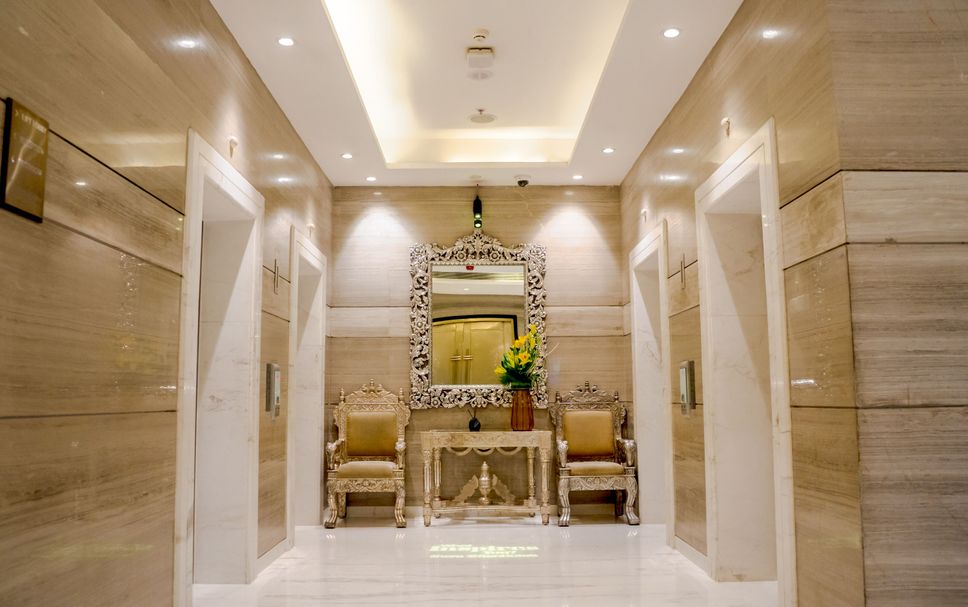 Renaissance Lucknow Hotel ₹ 5,829. Lucknow Hotel Deals & Reviews - KAYAK